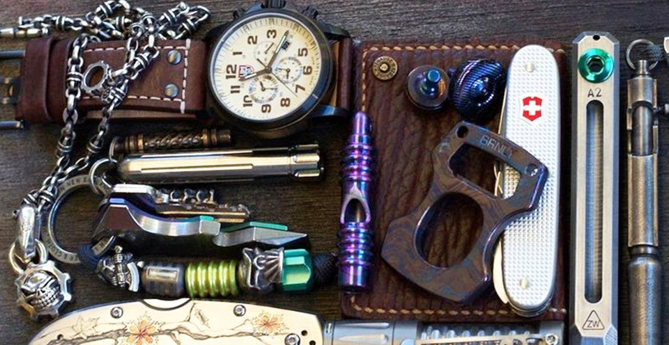 Titanium EDC Là Gì? Tại Sao Nó Lại Được Ưa Chuộng - Dtptech